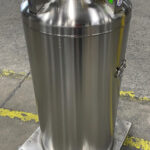 Dura-Cyl 120-Liter Liquid Nitrogen (LN2) Supply Tank with Caster Base ...